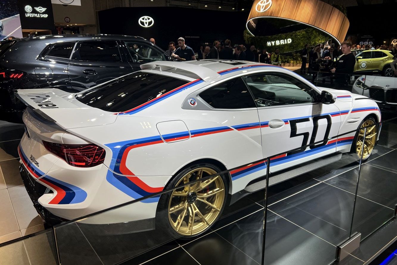 BMW 3.0 CSL spécifications techniques et économie de carburant